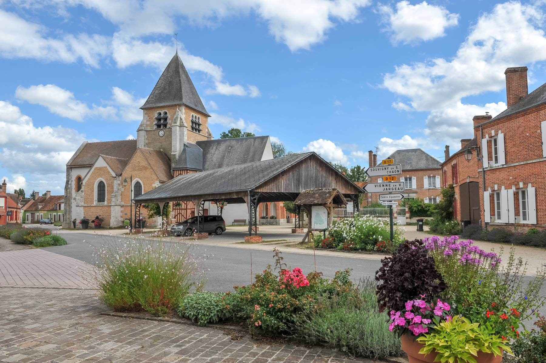 Nos villages aux portes de la Sologne